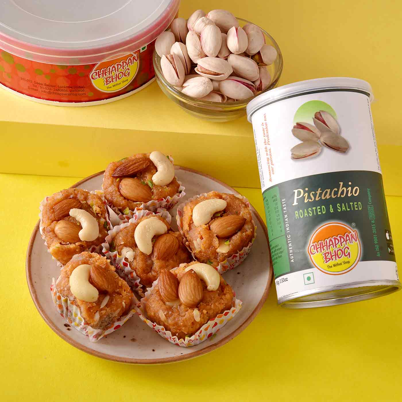 Mini Ganesh Lakshmi Idol With Badam Pinni & Roasted Pistachios – TOKENZ