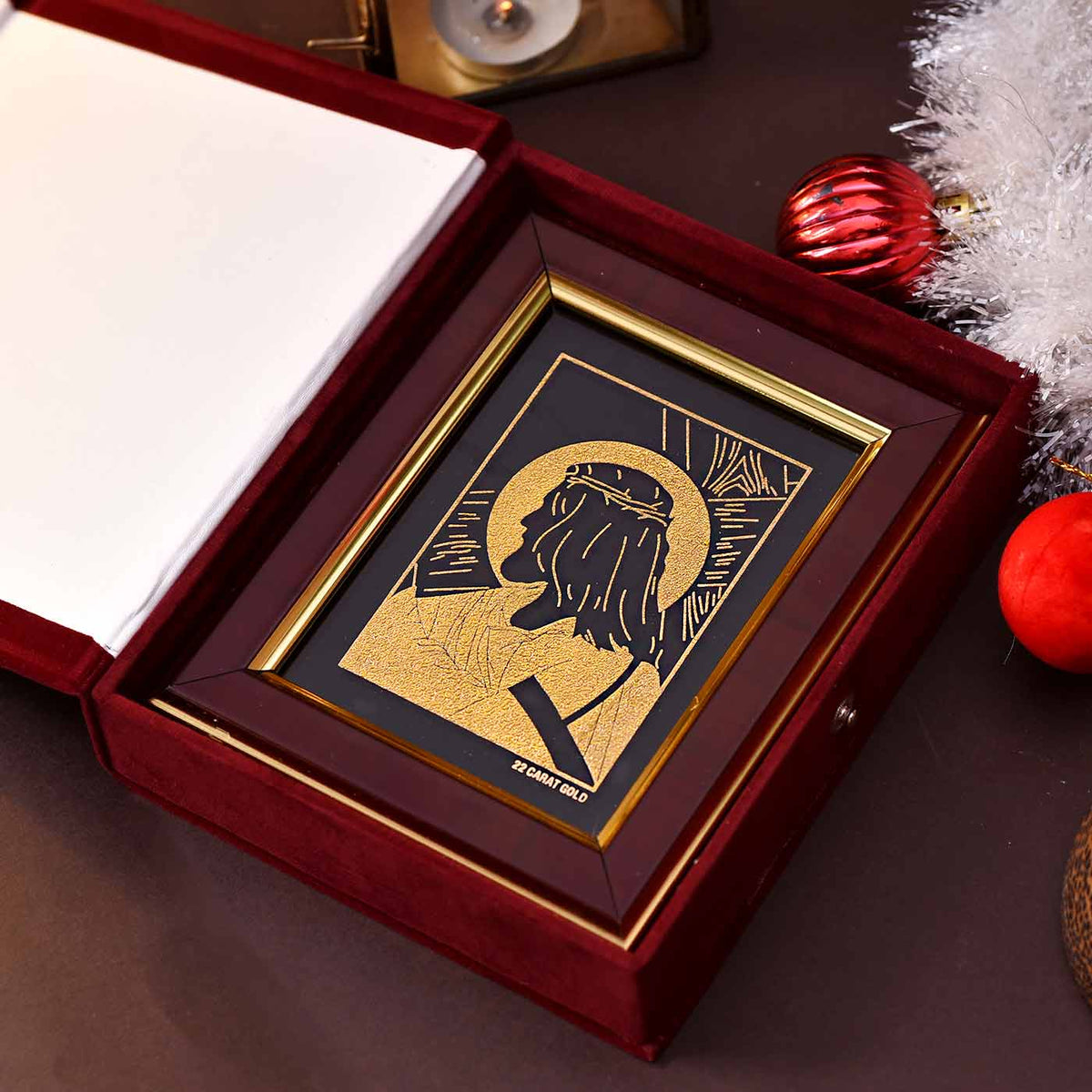 Celestial Jesus Gold Frame – TOKENZ